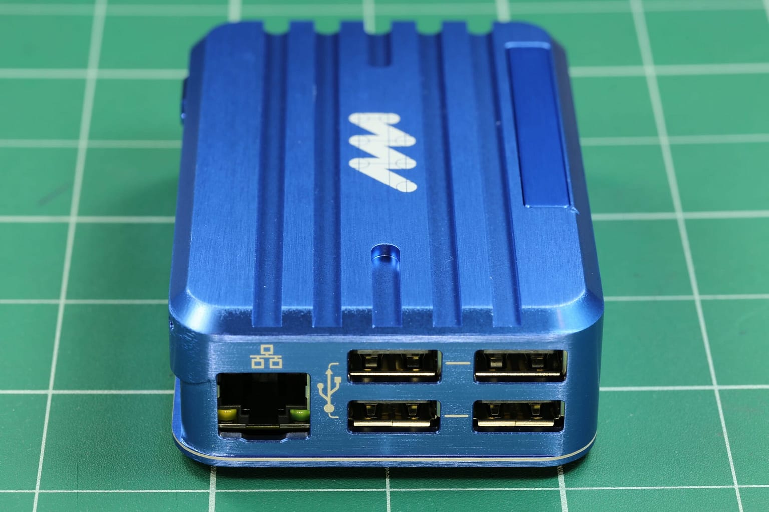 Raspberry Pi 3 Aluminum Case - Mechatronics Art